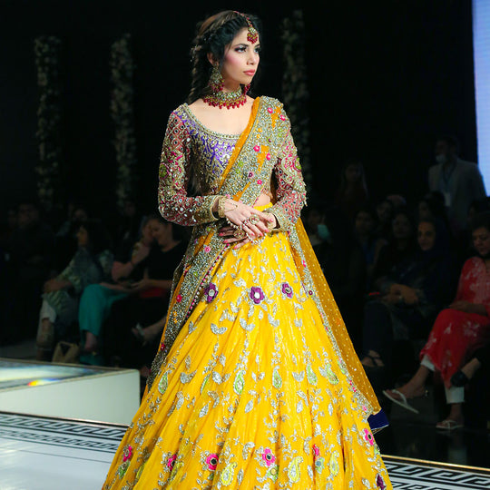 Bridal Festive Mayon – Luxury Mayon & Mehndi Bridal Dresses | Kashees ...